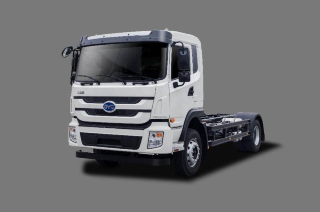 byd t8a - BYD Auto Uruguay